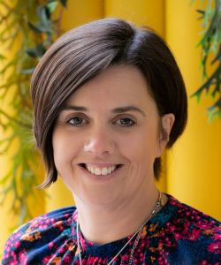 Speakers at Social Media Marketing World : Social Media Examiner